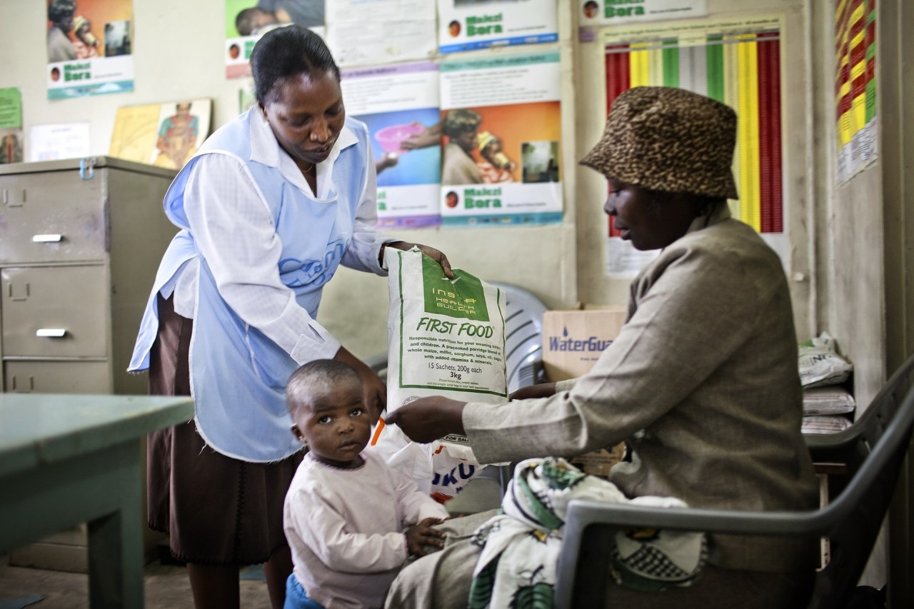 Kenya, "Pumwani Maternity Ward" - Marco Di Lauro